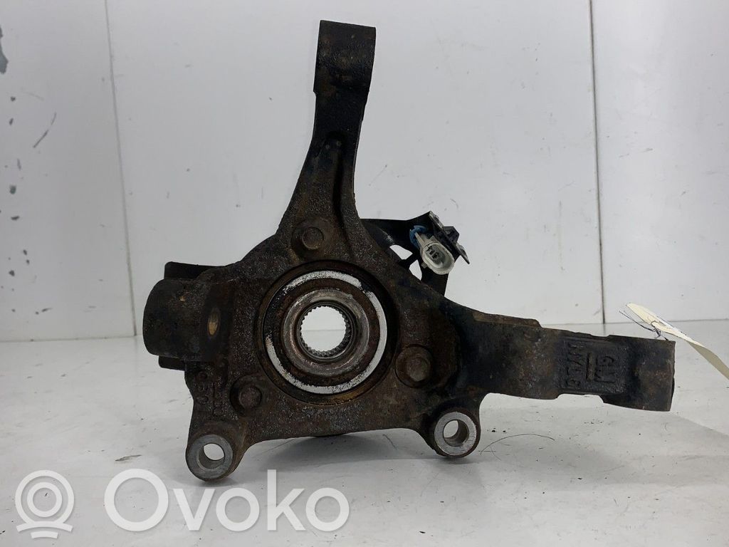 25903358 Chevrolet Captiva Front wheel hub spindle knuckle, €60.00 | RRR