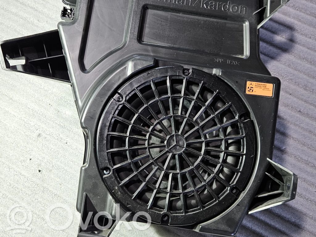 A1668202802 Mercedes-Benz GL X166 Enceinte subwoofer, 49,00 € | OVOKO