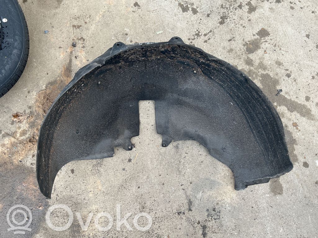 Porsche Macan (95B) Rear arch fender liner splash guards, €30.00 | RRR