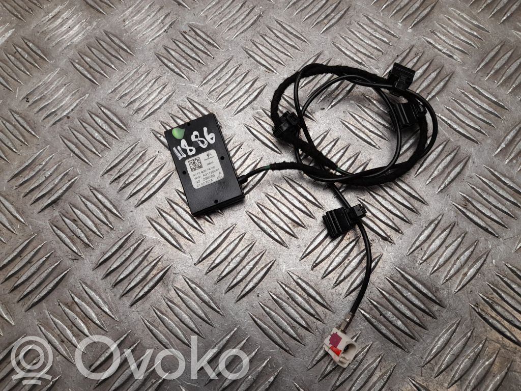 A1729057400 Mercedes-Benz SLK R172 Aerial GPS antenna, €29.00 | RRR
