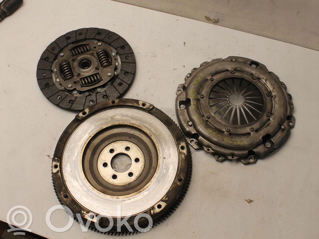 7573382 Mini One - Cooper Clubman R55 Sankabos komplektas, 60,00 € | RRR