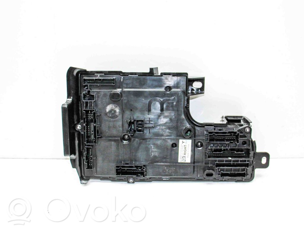 165765030B Tesla Model Y Module de contrôle carrosserie centrale, 100 ...