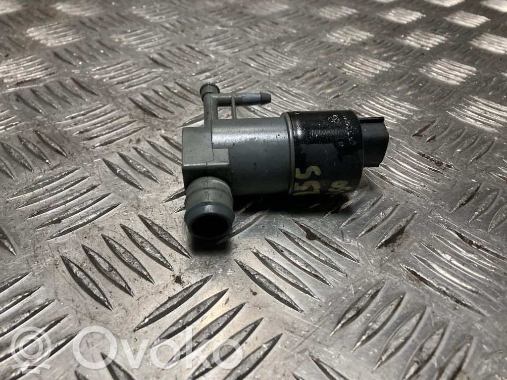 853300F011 Toyota Verso Windscreen/windshield washer pump, €21.82 | RRR