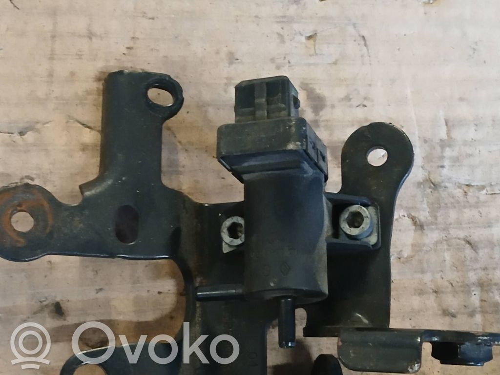 8200762162 Renault Megane III Électrovanne turbo, 5,00 € | OVOKO