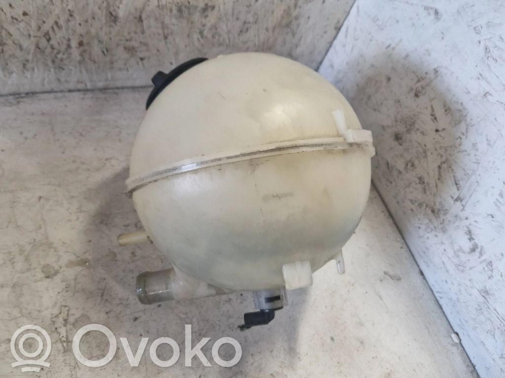 A6395010503 Mercedes-Benz Vito Viano W639 Jäähdytysnesteen ...