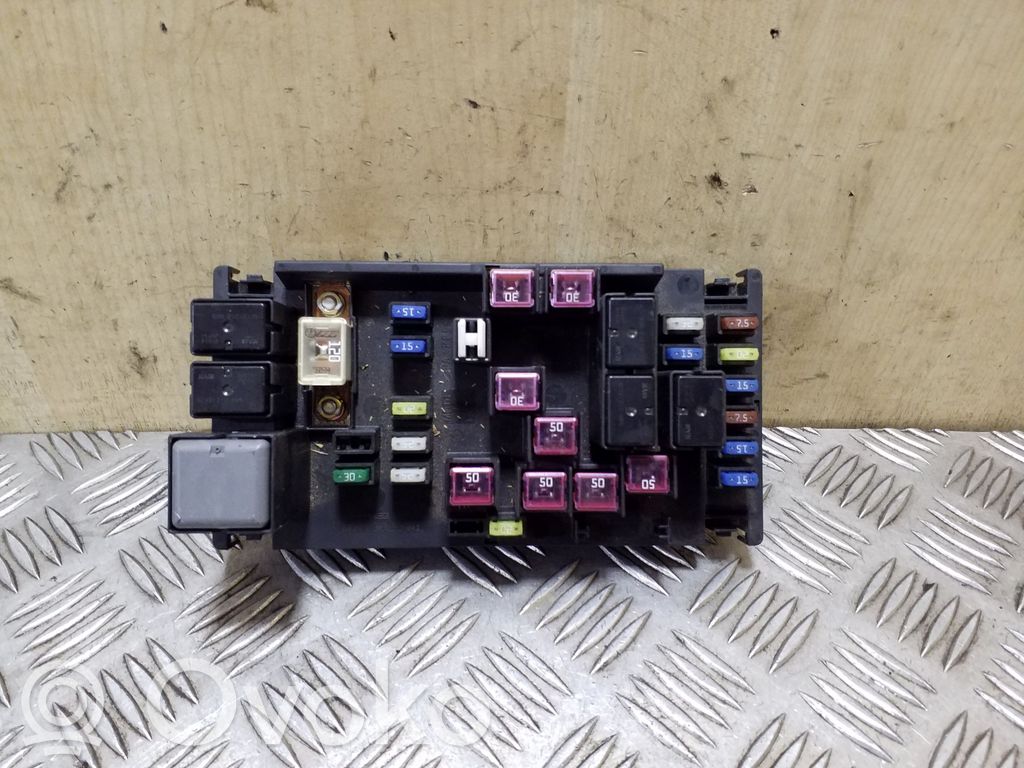 82241AG000 Subaru Outback Module de fusibles, 25,00 € | OVOKO