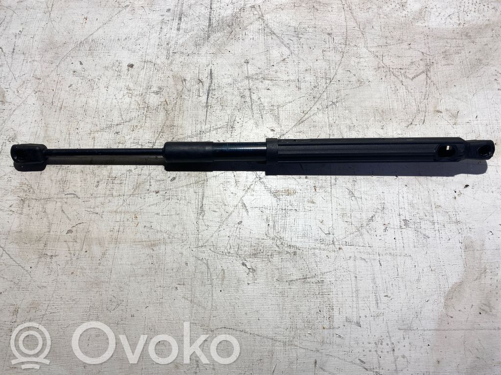 A2229800064 Mercedes-Benz S W222 Konepellin kaasujousi, 12,00 € | OVOKO