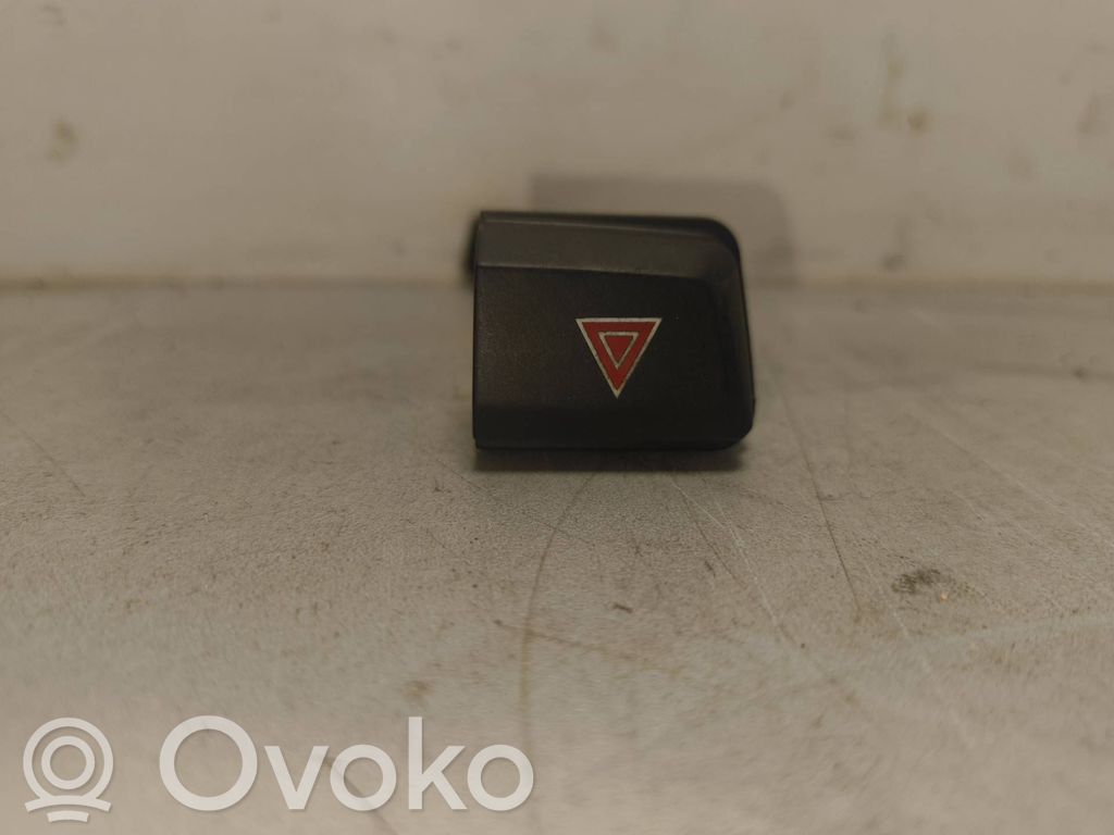 96750916ZD Peugeot 208 I Hazard light switch, €8.81 | RRR