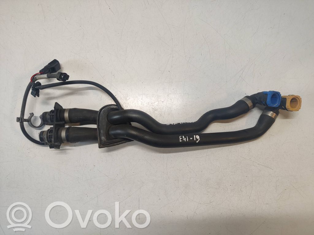 31368175 Volvo XC60 Moottorin vesijäähdytyksen putki/letku, 9,90 € | OVOKO