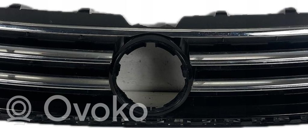 2K5853653A Volkswagen Caddy Front bumper upper radiator grill, €122.35 ...