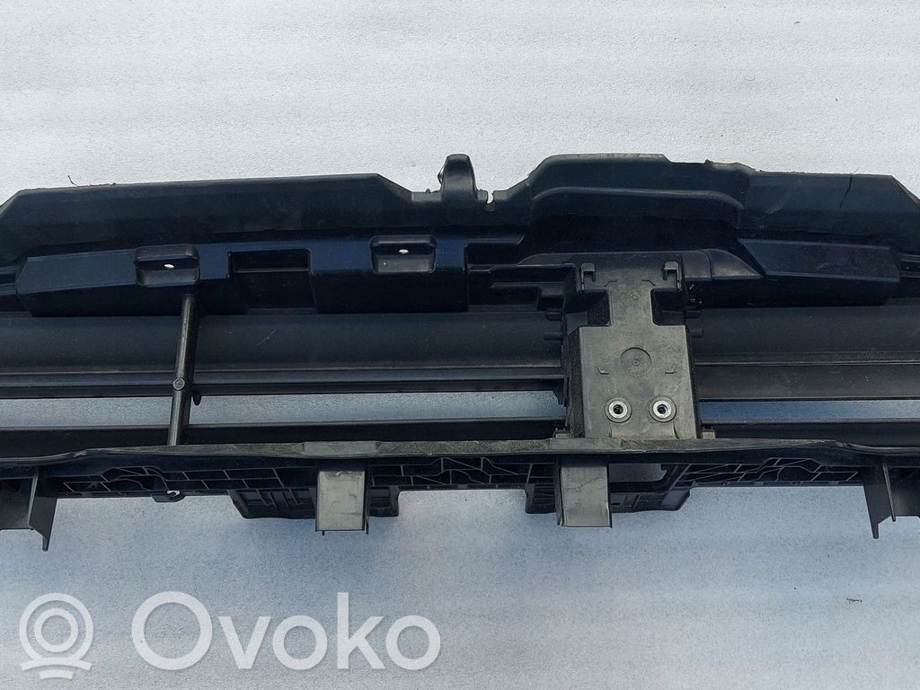 5A1E916-01 BMW 4 G22 G23 G24 G26 Intercooler air guide/duct channel, € ...