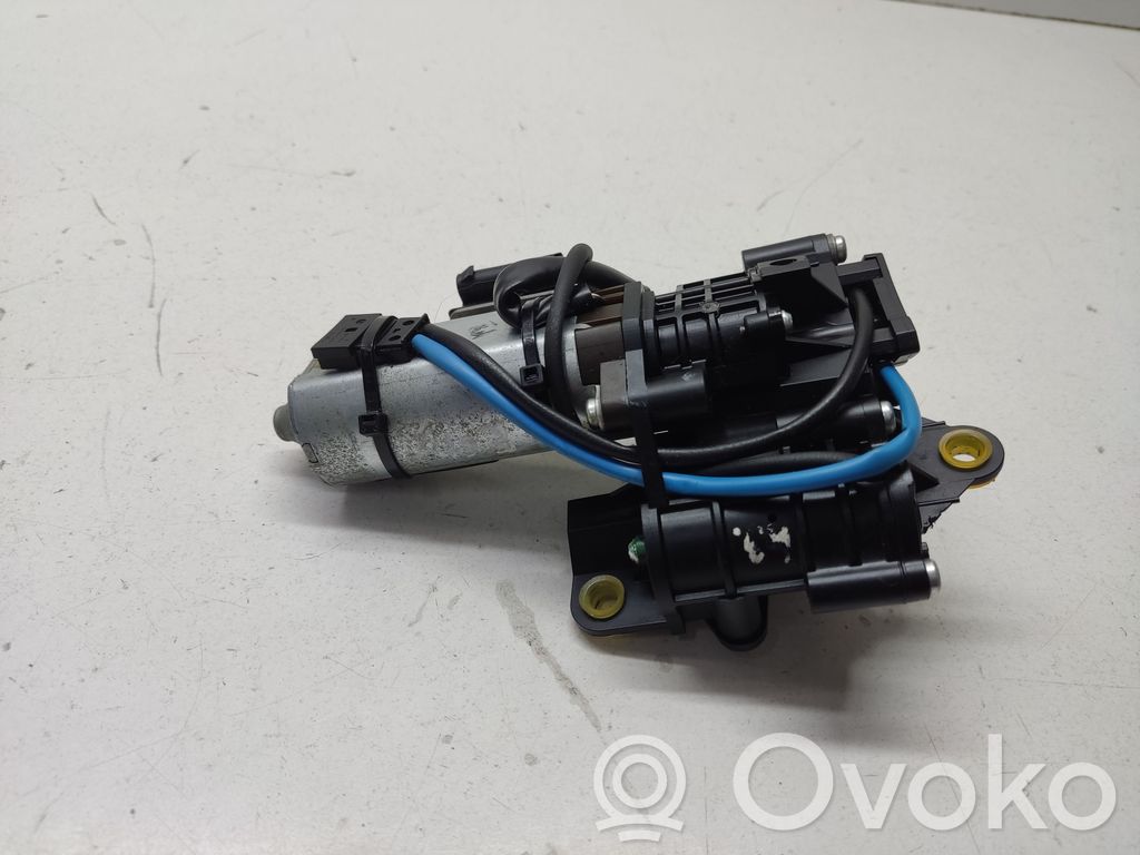 1171701 BMW 5 E60 E61 Steering column adjust motor, €16.99 | RRR