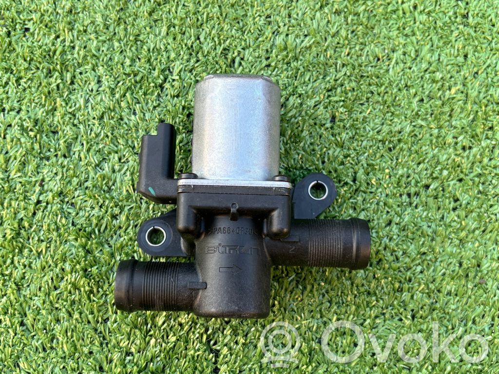 212309316R Nissan NV300 Pompe à eau de liquide de refroidissement, 94 ...