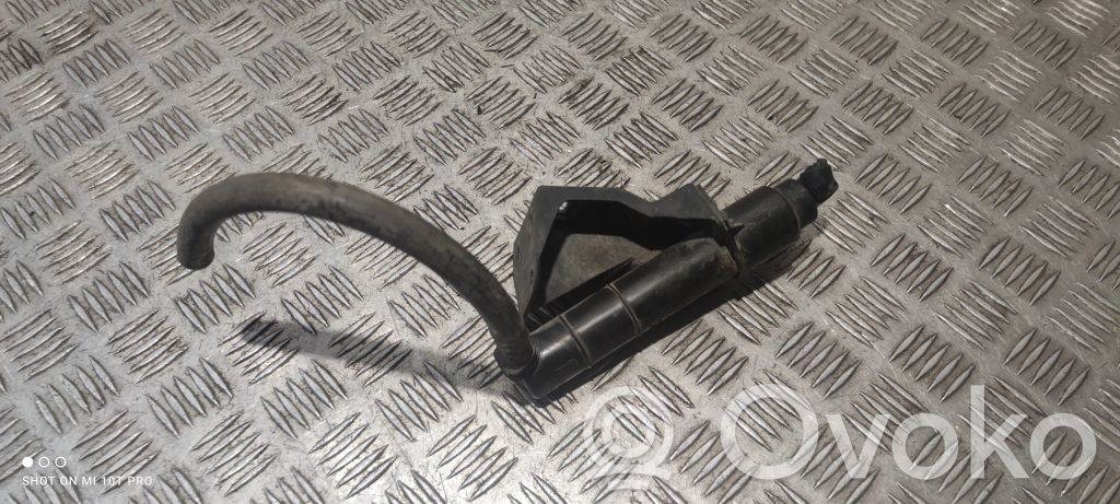 A1648600447 Mercedes-Benz ML W164 Buse de lave-phares, 8,91 € | OVOKO