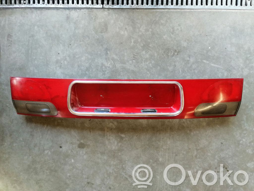 95VW13A582EC Volkswagen Sharan Tailgate rear/tail lights, €20.00 | RRR