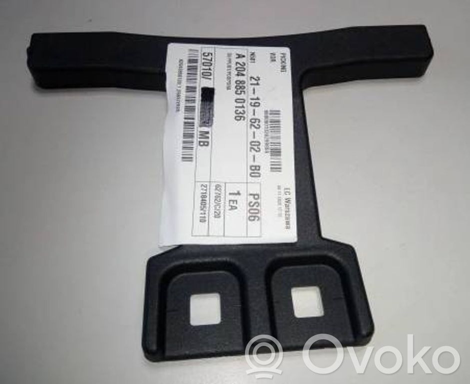 2048850136 Mercedes-Benz C W204 Front bumper upper radiator grill, €18. ...