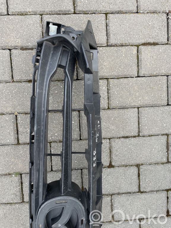 DB5J50712 Mazda 2 Grille calandre supérieure de pare-chocs avant, 38,50 ...