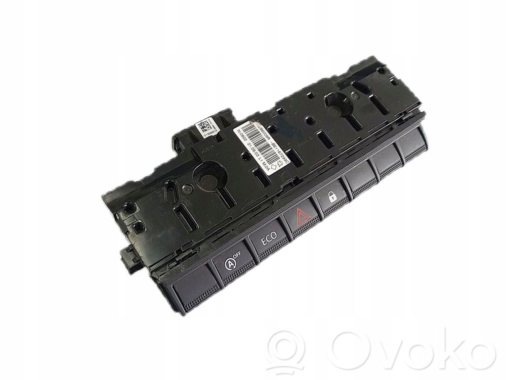 283E86009R Dacia Duster II Hazard light switch, €36.68 | RRR