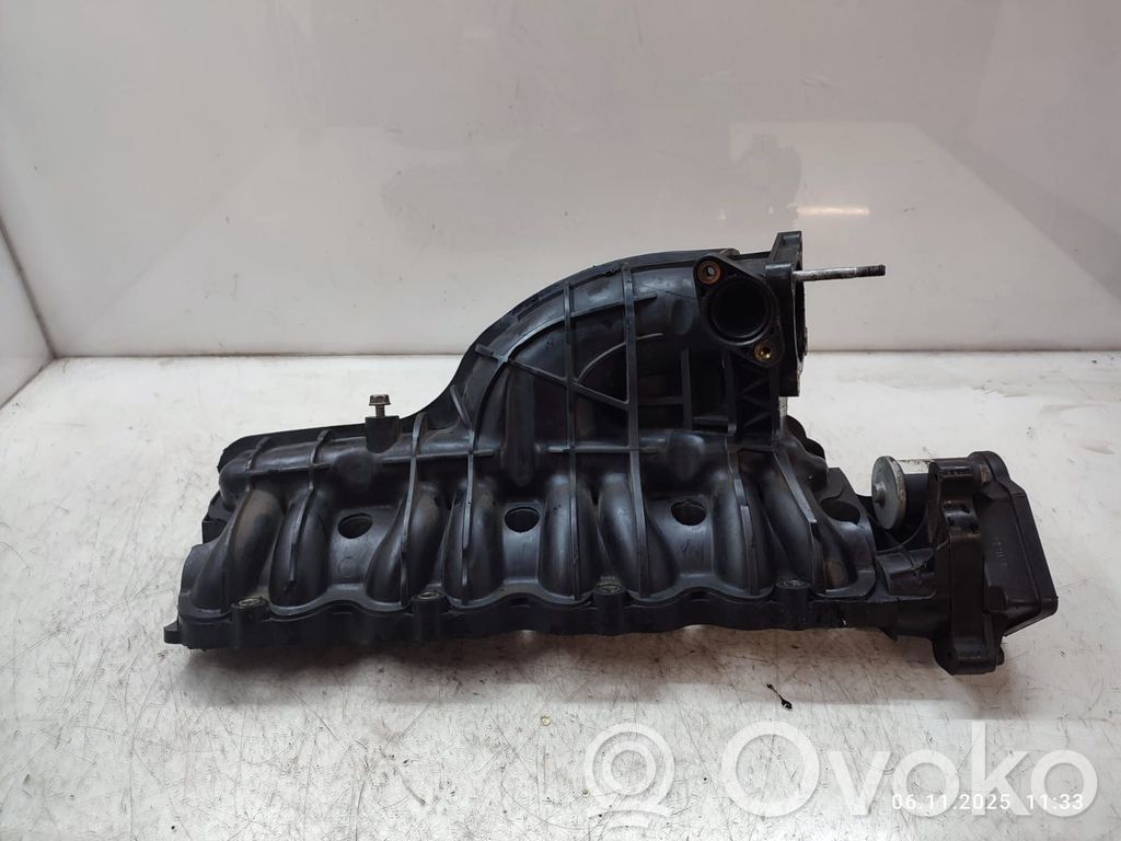 283102F010 KIA Sorento Collecteur d'admission, 40,00 € | OVOKO