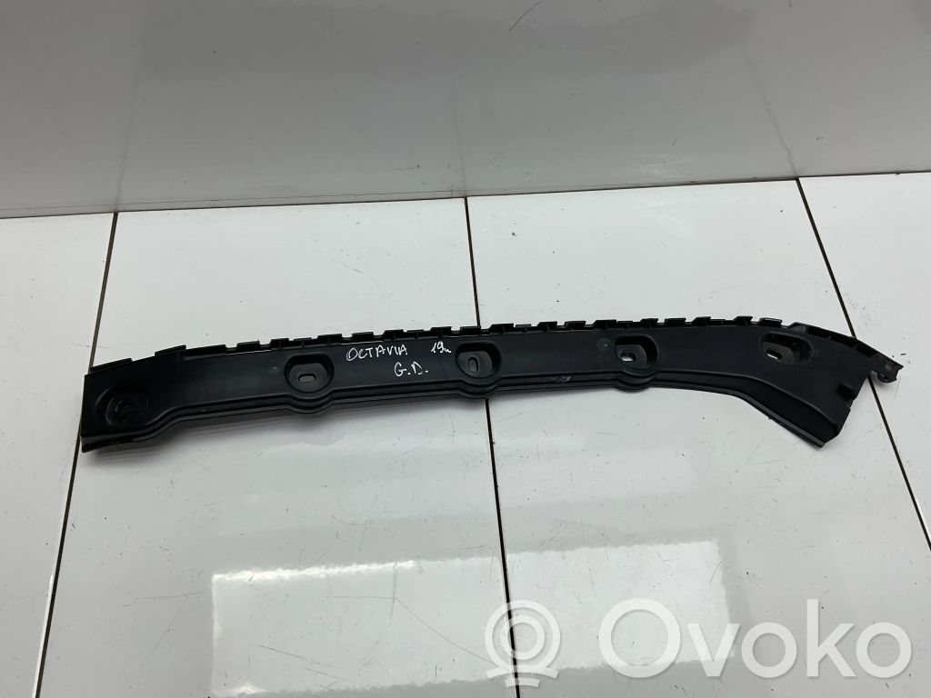 5E9807394B Skoda Octavia Mk3 (5E) Rear bumper mounting bracket, €11.16 ...