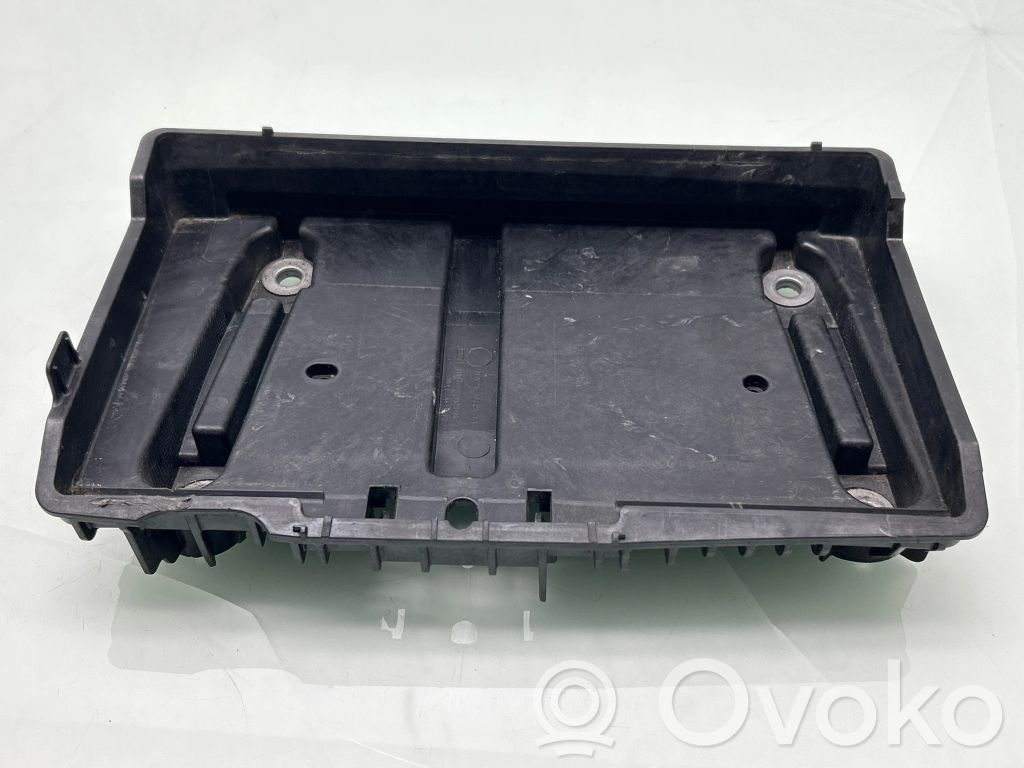 A2056201502 Mercedes-Benz GLC X253 C253 Boîte de batterie, 7,00 € | OVOKO