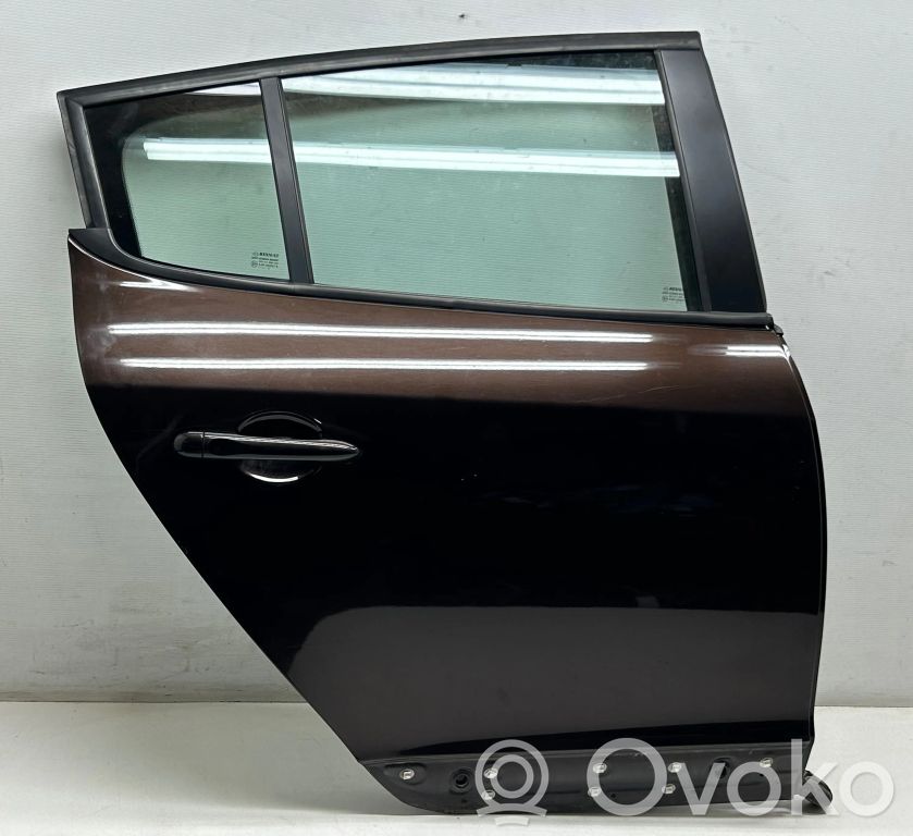 7703074596 Renault Megane III Porte arrière, 70,00 € | OVOKO