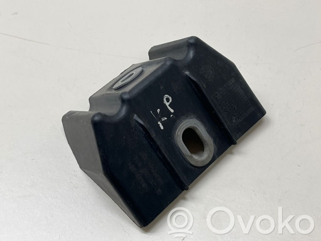7E0805731B Volkswagen Transporter - Caravelle T5 Radiator support slam ...