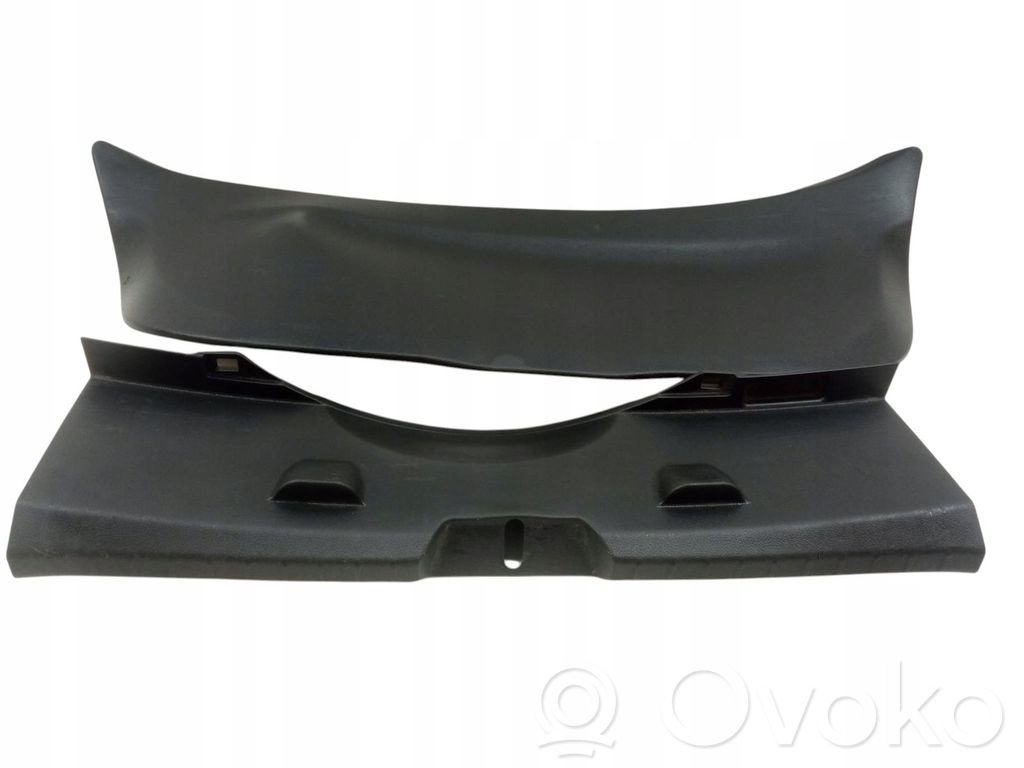 Toyota Yaris Trunk/boot sill cover protection, €24.24 | RRR