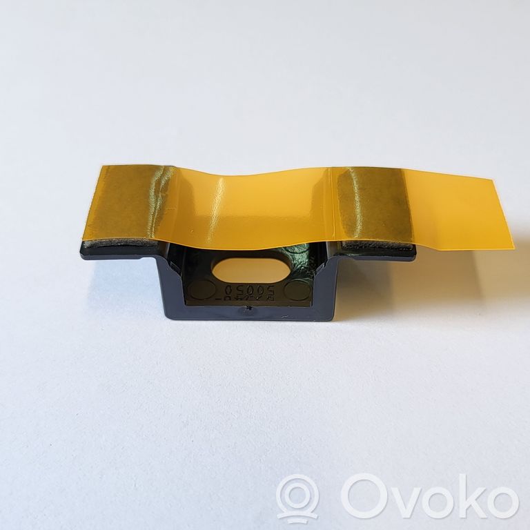 8934850050 Lexus RX 450H Front parking sensor holder (PDC), €7.00 | RRR