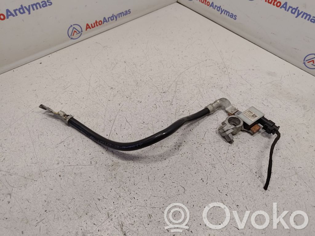 61216819309 BMW X5 F15 Maakaapeli, akku, 15,00 € | OVOKO