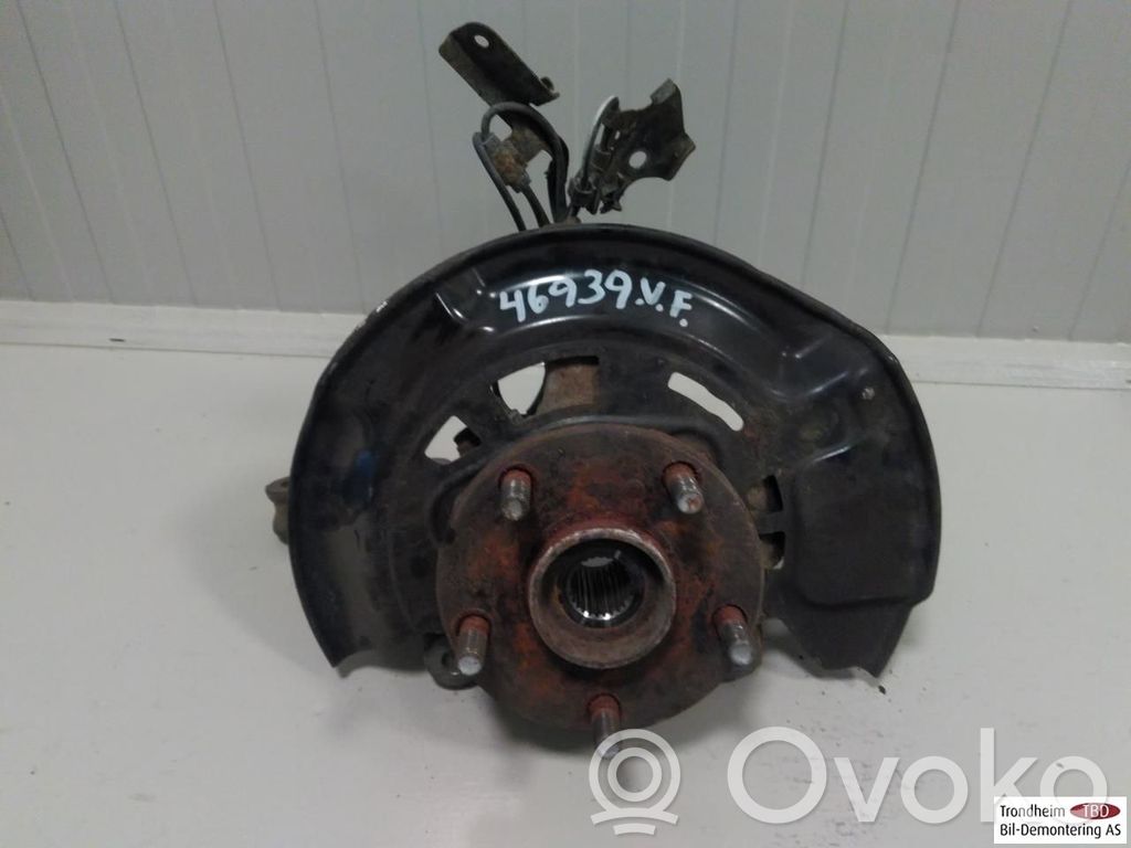 4321212410 Toyota Prius+ (ZVW40) Front wheel hub spindle knuckle, €92. ...