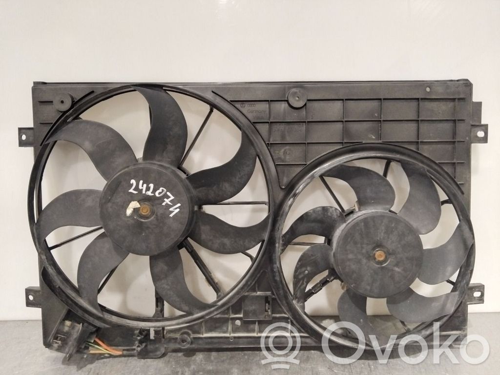 1K0959455EA Volkswagen Caddy Radiator cooling fan shroud, €116.36 | RRR