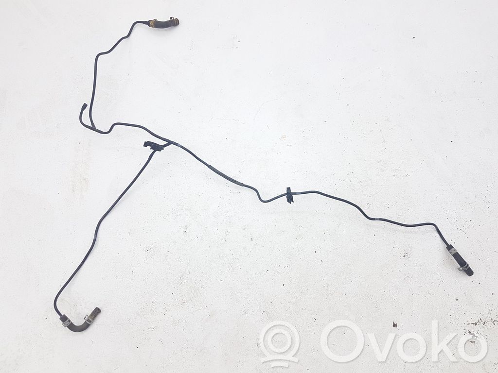 GV618C012 Ford Escape III Engine coolant pipe/hose, €16.00 | RRR