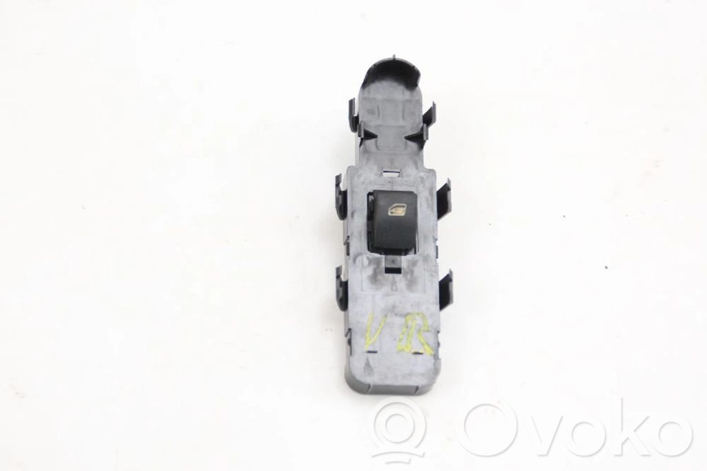 6554QL Peugeot 207 CC Interrupteur commade lève-vitre, 19,00 € | OVOKO