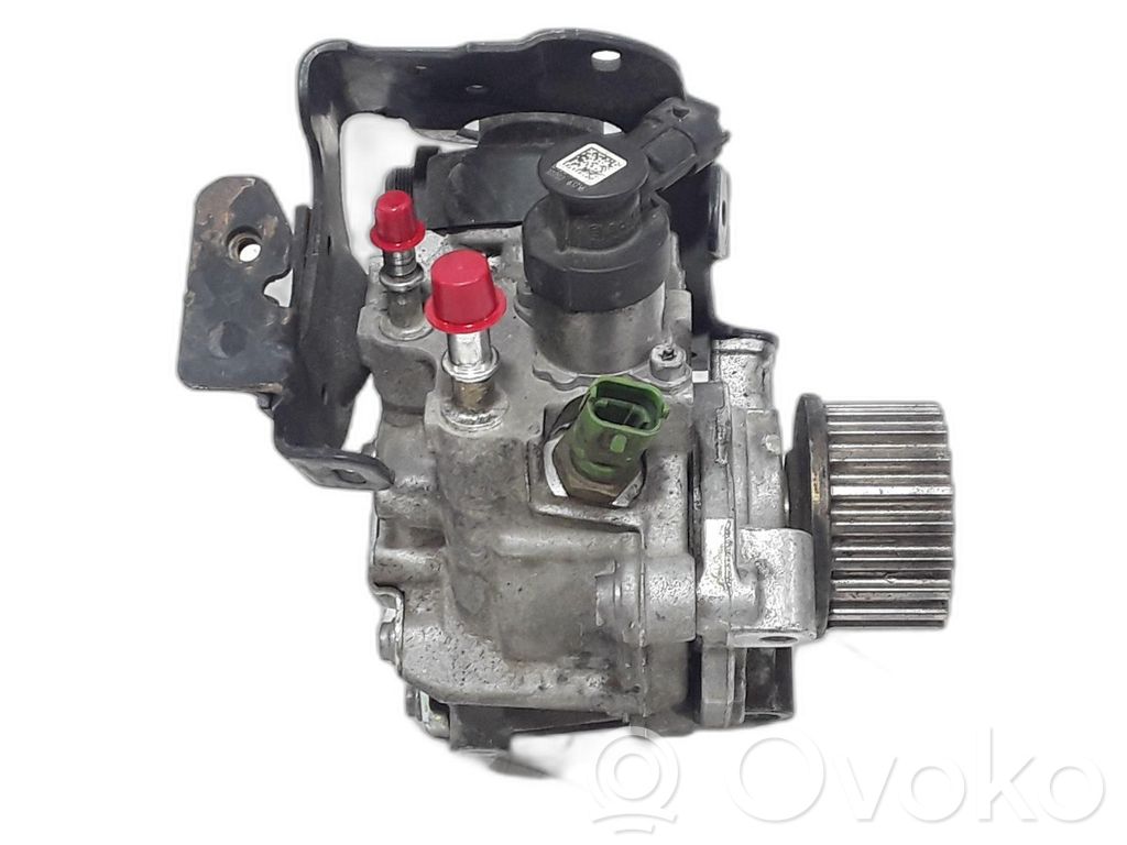 167007358R Renault Clio IV Fuel injection high pressure pump, €165.70 | RRR