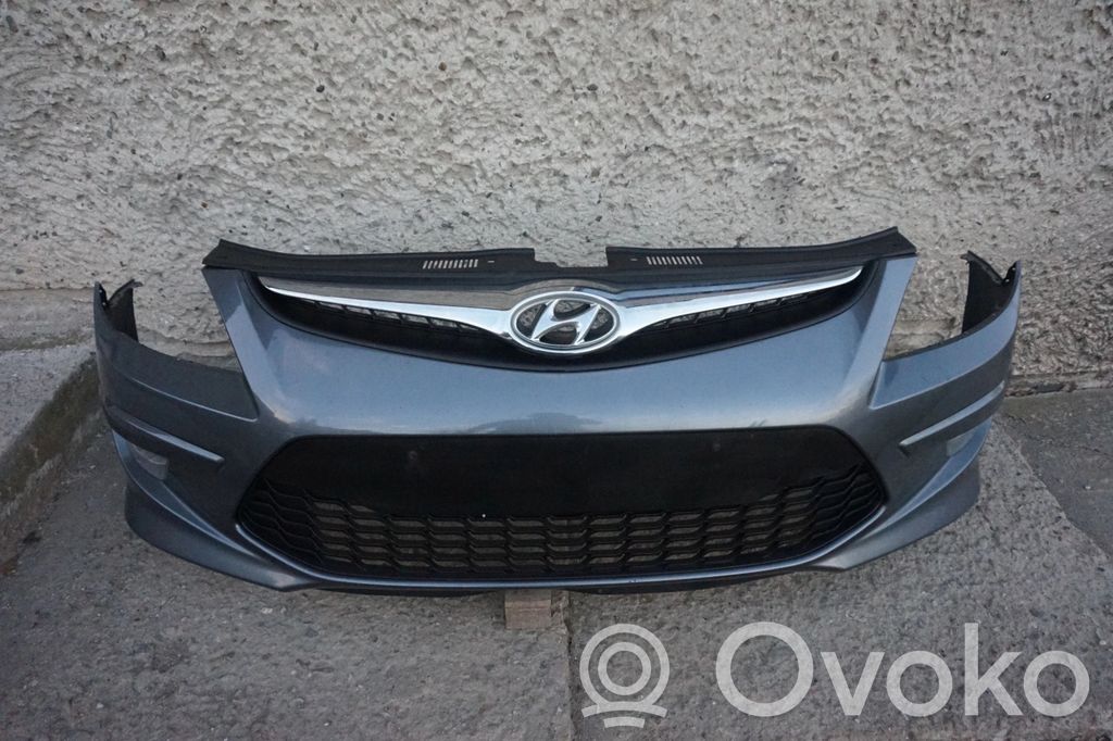 Hyundai i30 Front bumper, €367.06 | RRR