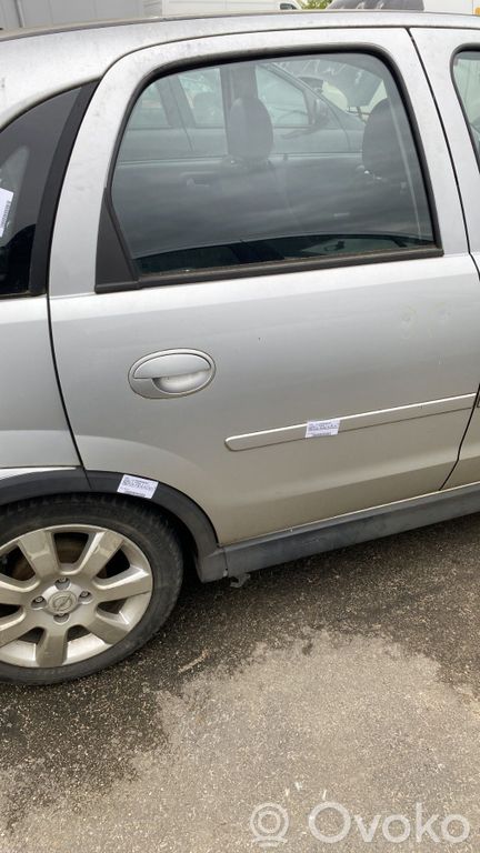 13114689 Opel Corsa C Galinės durys, 80,00 € | RRR