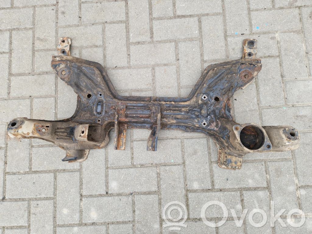 357199315E Volkswagen PASSAT B3 Front subframe, €150.00 | RRR