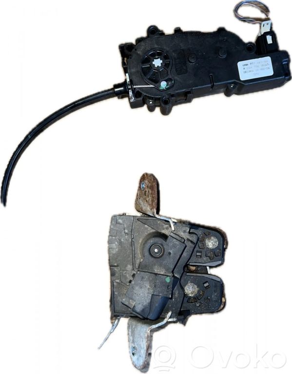 A2047400635 Mercedes-Benz C W204 Serrure de loquet coffre, 94,57 € | OVOKO