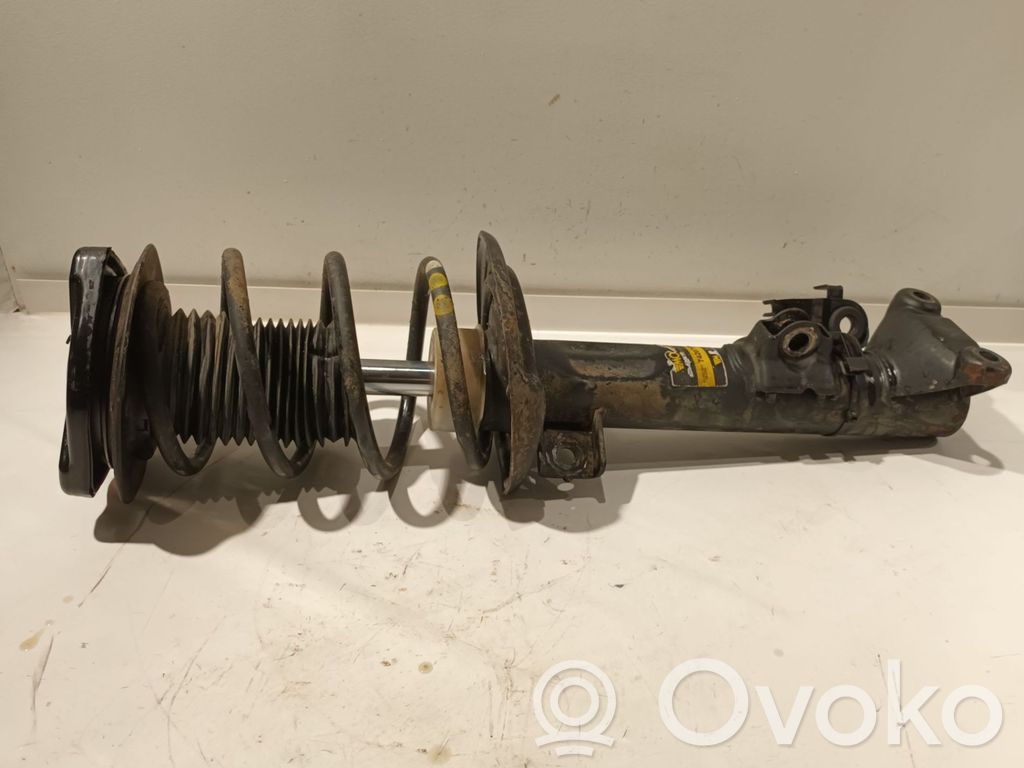 2043233000 Mercedes-Benz C W204 Front shock absorber/damper, €109.09 | RRR