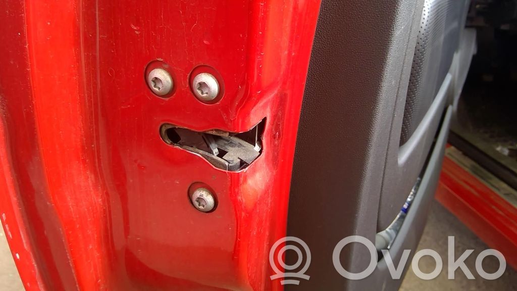 52191863 Fiat 500 Front door lock, €30.00 | RRR