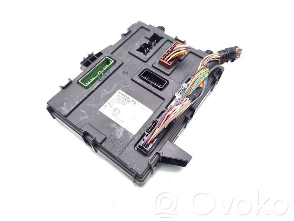 284B1-4CB5A Nissan Qashqai Module de contrôle carrosserie centrale, 34 ...