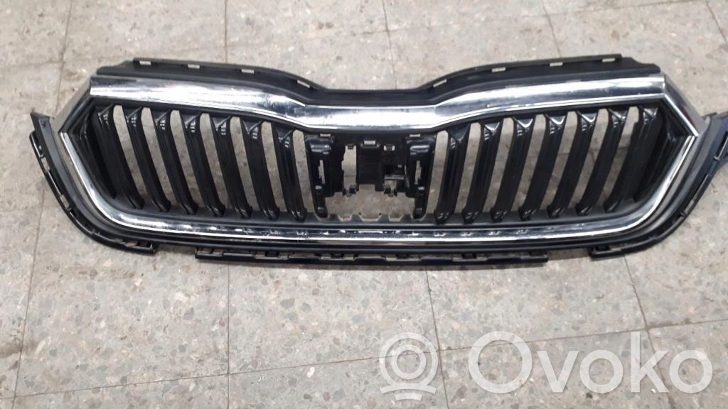 5E3807723 Skoda Octavia Mk4 Front bumper upper radiator grill, €58.12 | RRR