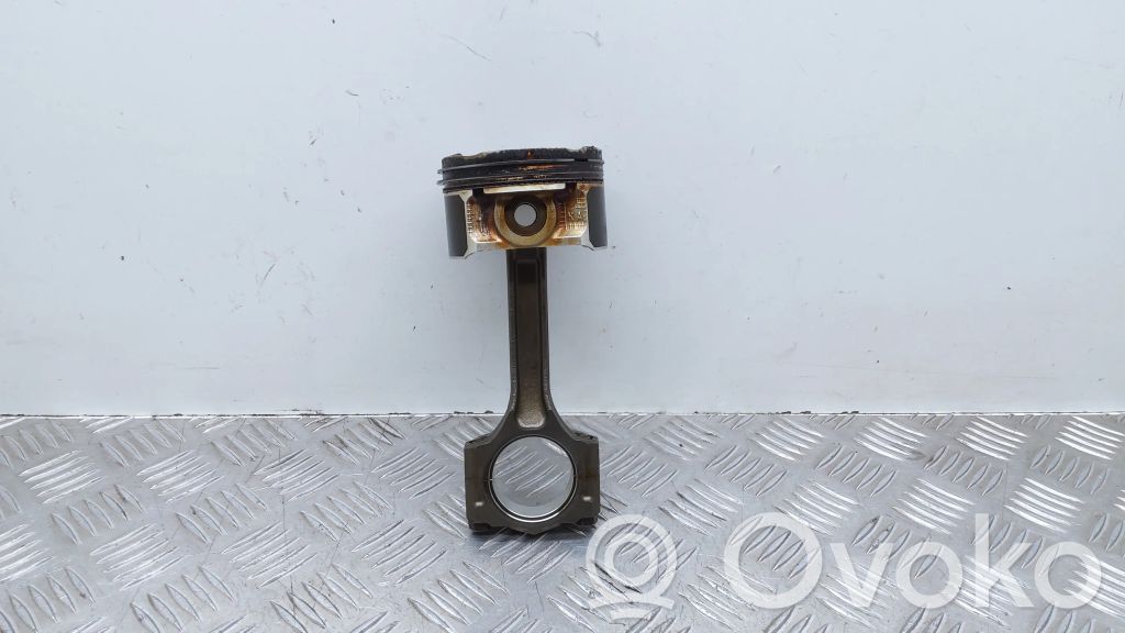 HR16 Nissan Juke I F15 Piston avec bielle, 32,50 € | OVOKO