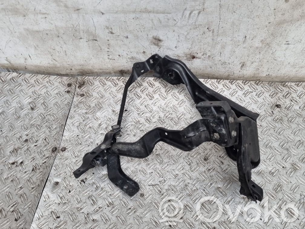 A2046200991 Mercedes-Benz C W204 Headlight/headlamp mounting bracket, € ...