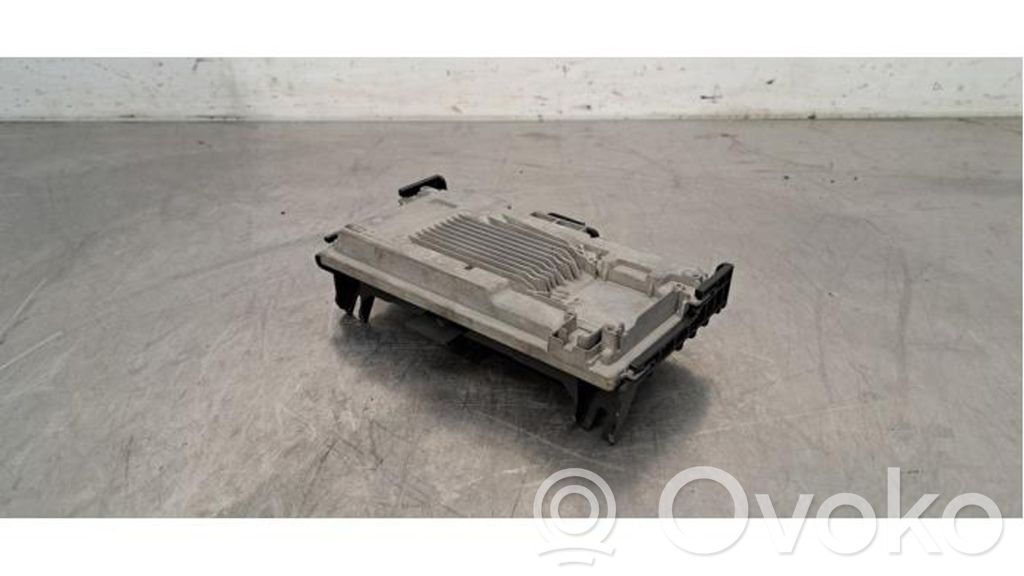 62105B6BDA8 BMW iX Antenna control unit, €273.46 | RRR