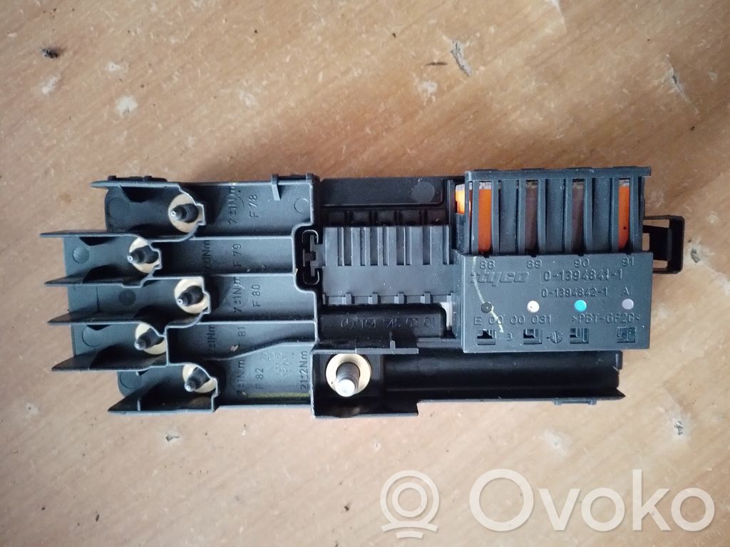 A1645450201 Mercedes-Benz ML W164 Module de fusibles, 20,00 € | OVOKO