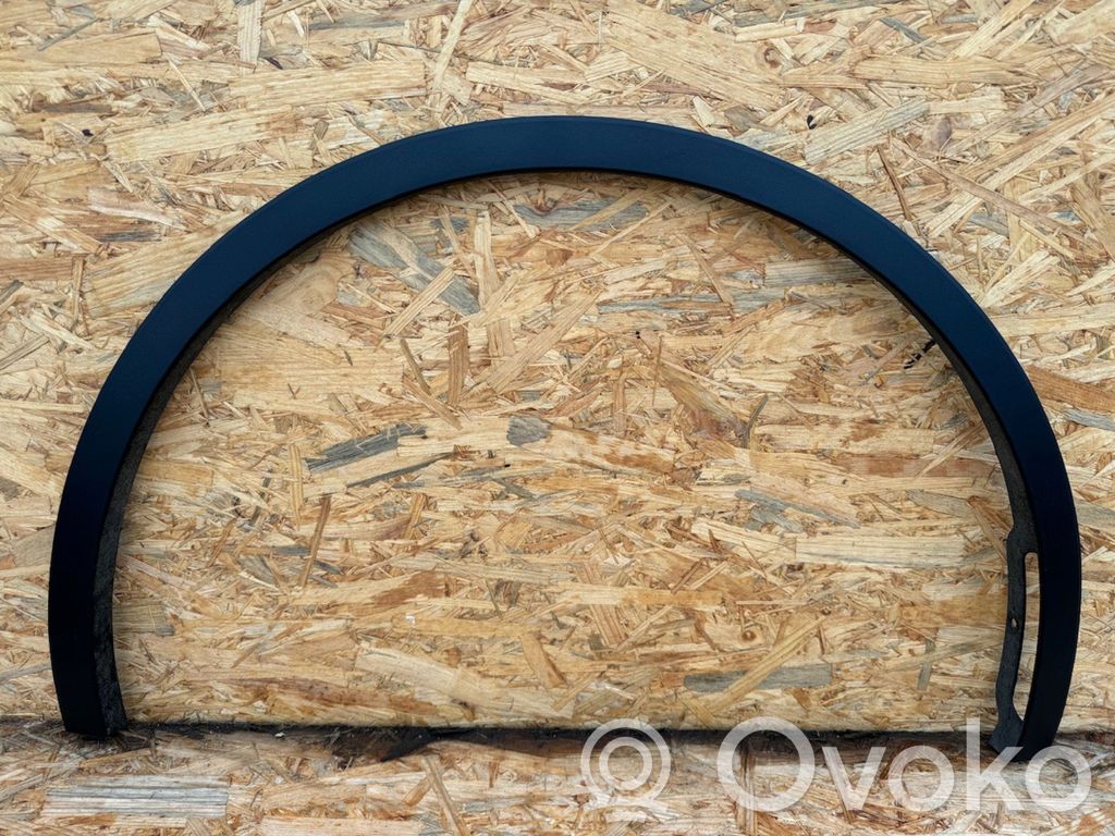 168386000A Tesla Model Y Front arch trim, €98.82 | RRR