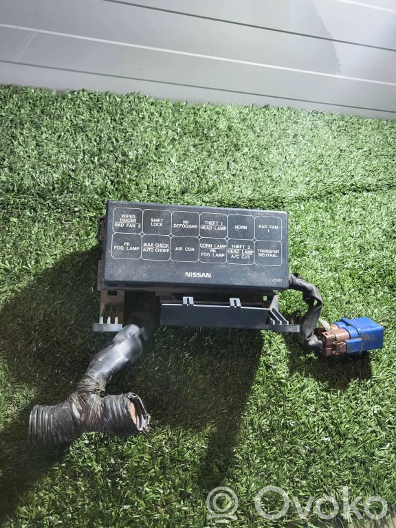 VC060 Nissan Patrol Y60 Fuse box set, €25.00 | RRR