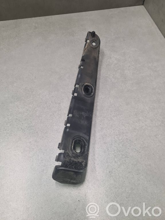 5L6807393 Skoda Yeti (5L) Galinis laikiklis bamperio, 2,20 € | RRR